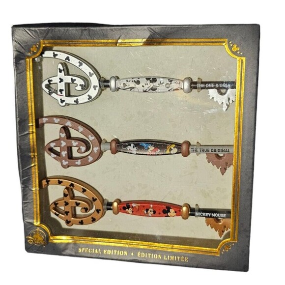 Disney | Other | Disney Stores Through The Years Special Edition ...